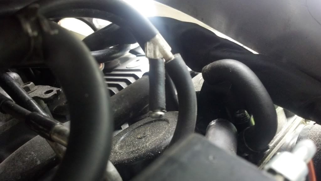 Random hoses going nowhere | Suzuki GSX-R Motorcycle Forums Gixxer.com