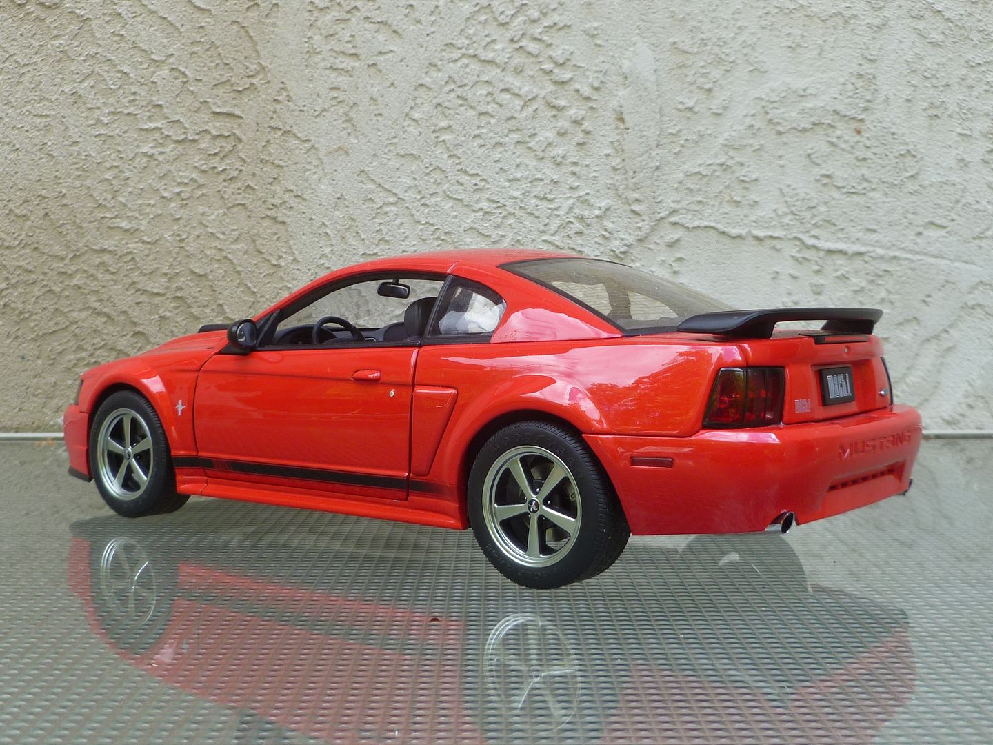 AA 2003 Ford Mustang Mach 1 - DiecastSociety.com