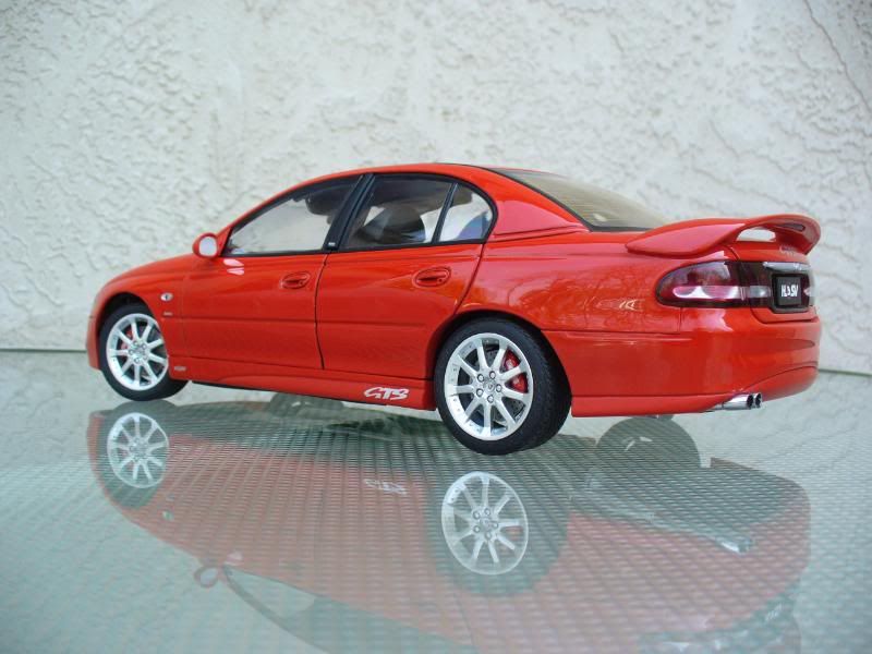 AutoArt's 2001 Holden Commodore VX HSV VT2 GTS 300 | DiecastXchange Forum