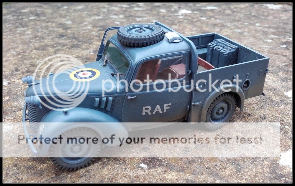 Tamiya 1/35 British RAF light utility car "Tilly" - Ready for ...