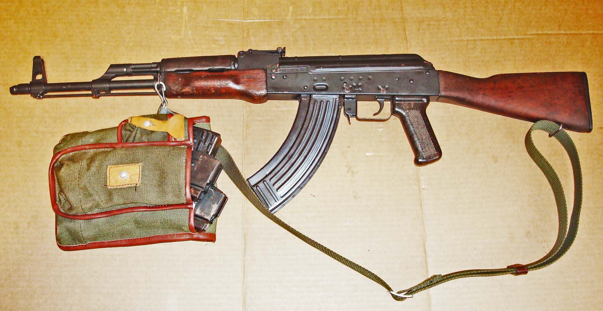 Pics of early 1970's AKM/AKMS? | AK Rifles