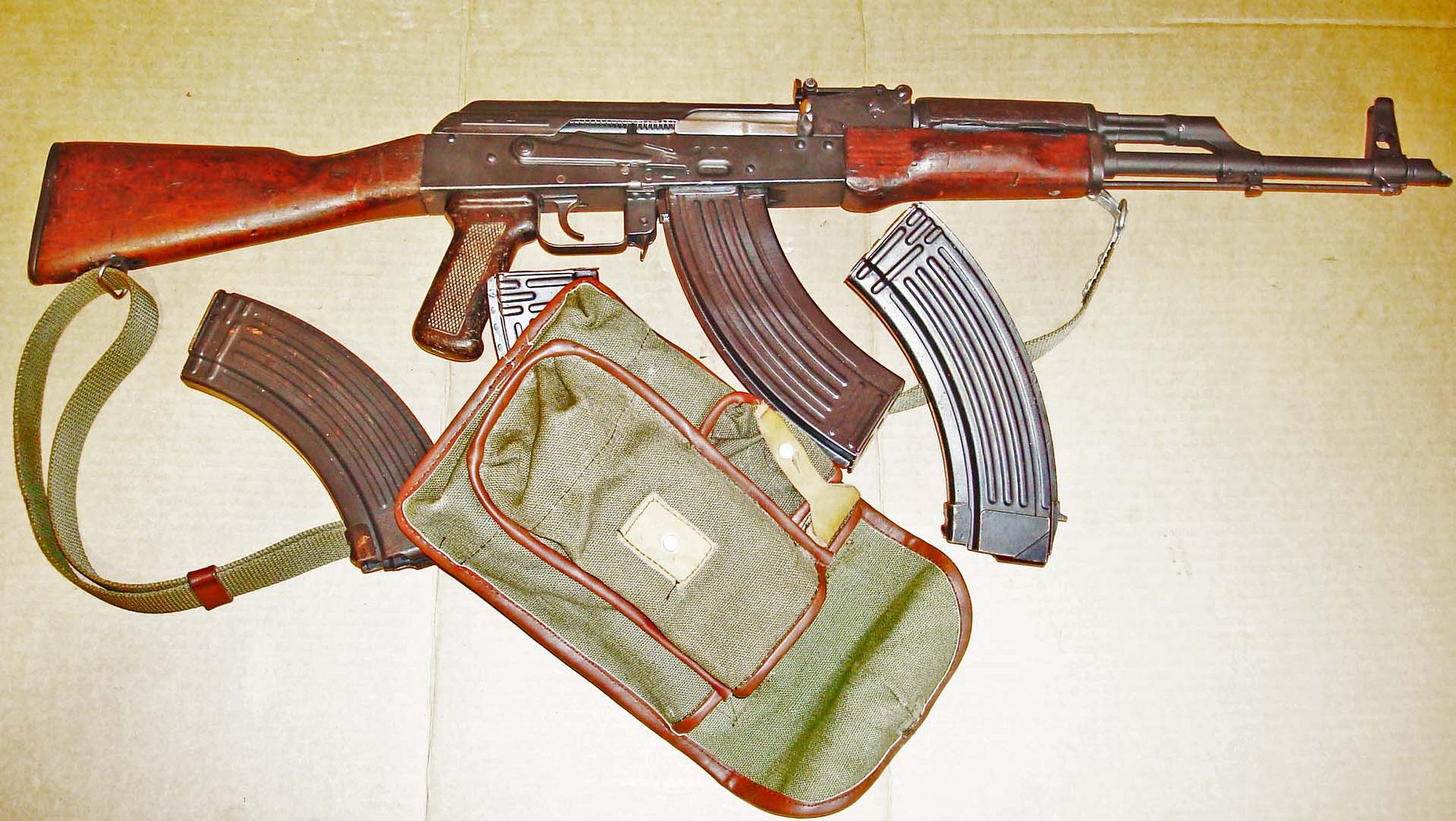 Pics of early 1970's AKM/AKMS? | AK Rifles