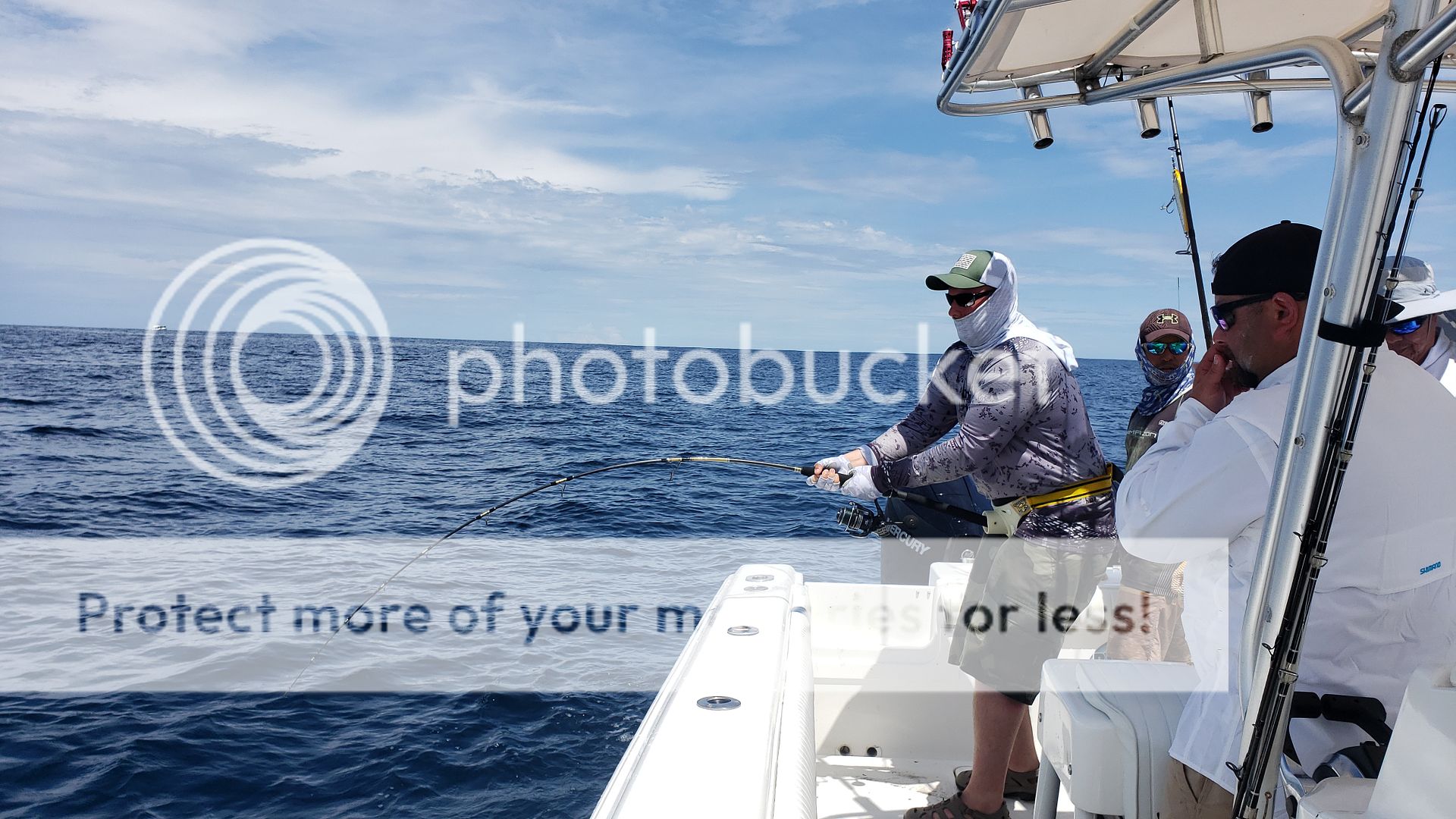 tuna popping in Panama in May 2019 | Bloodydecks