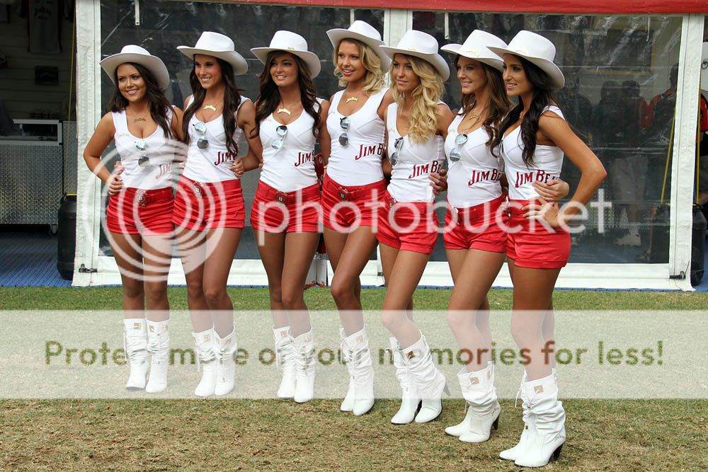 2012 Grid Girls - Clipsal 500