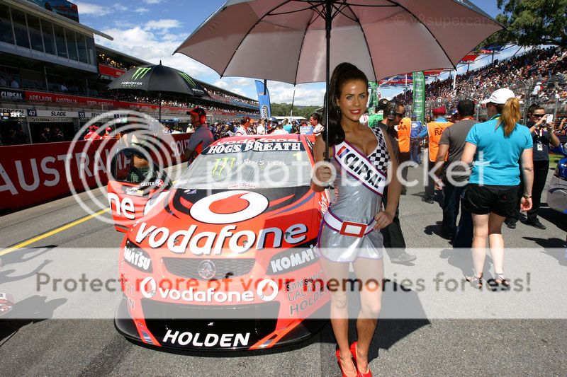 2012 Grid Girls - Clipsal 500 - Page 2