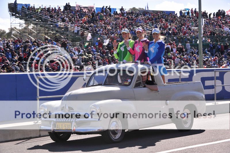 2012 Grid Girls - Bathurst 1000