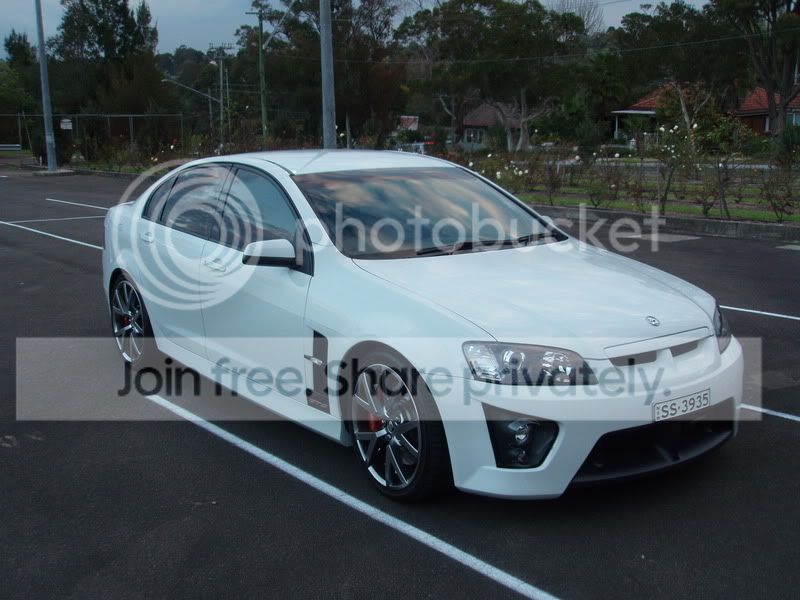 Pics--VE HSV (GTS to Senator look)