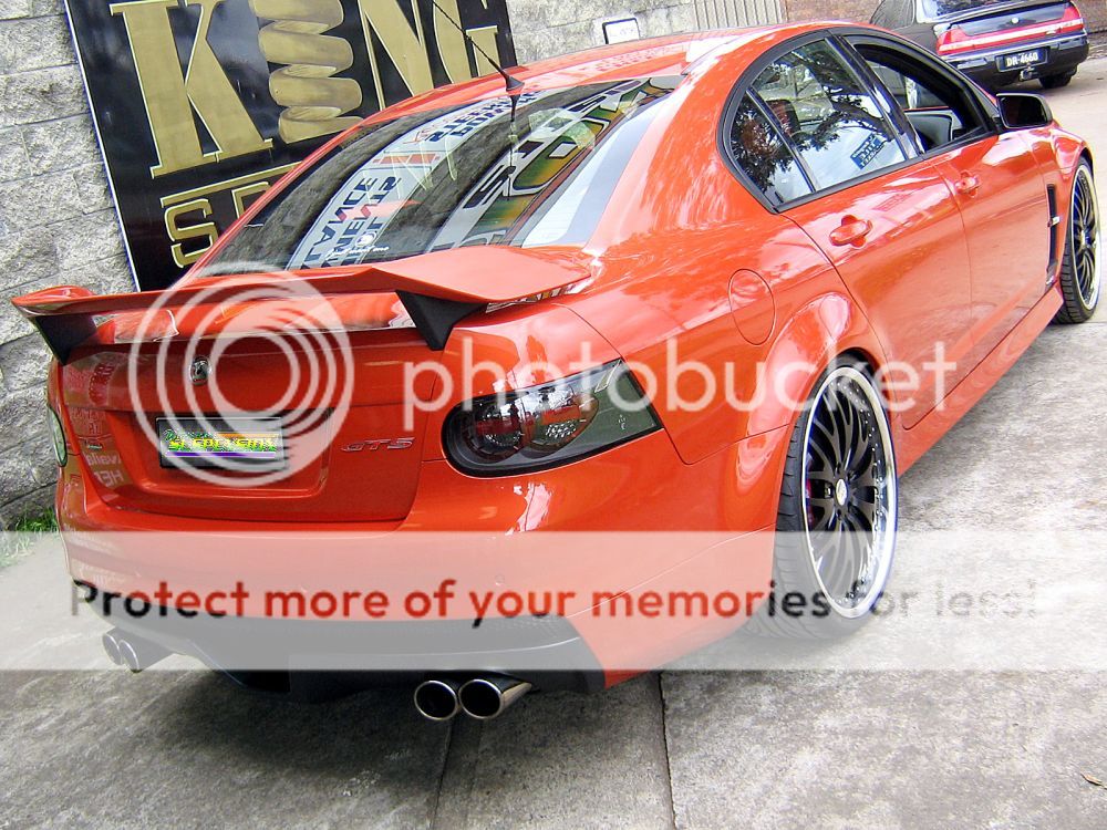 F/S Used GENUINE HSV VE GTS trunk spoiler