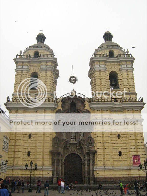 Convento de San Francisco de Lima: Barroco, lleno de historia y ...