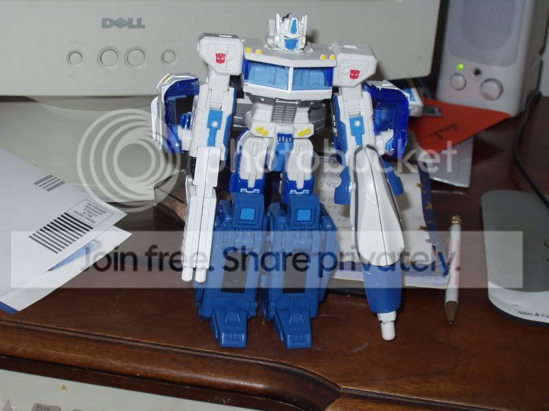 Minor/Repaint: - Classics Magnus, what Hasbro should have done ...