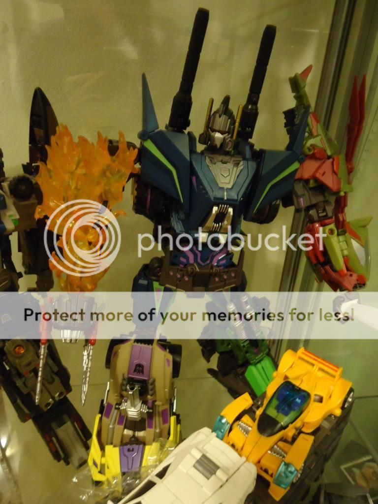 Microblaze Creations Military Titans - Unofficial Voyager Scale FOC ...