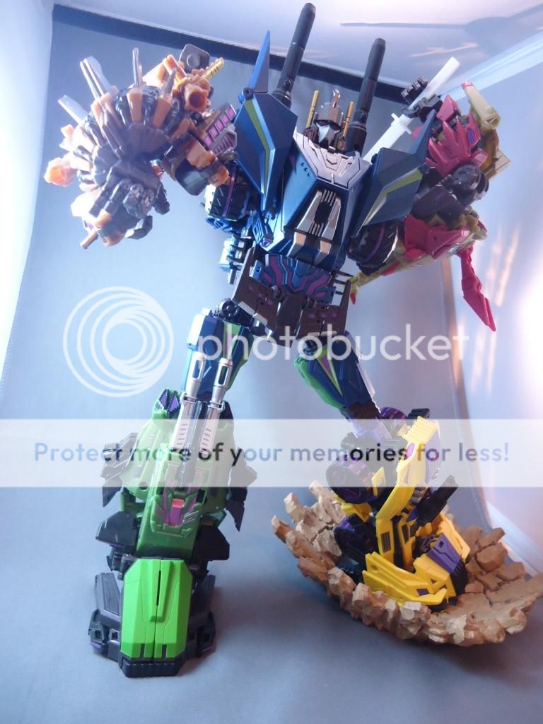 Microblaze Creations Military Titans - Unofficial Voyager Scale FOC ...