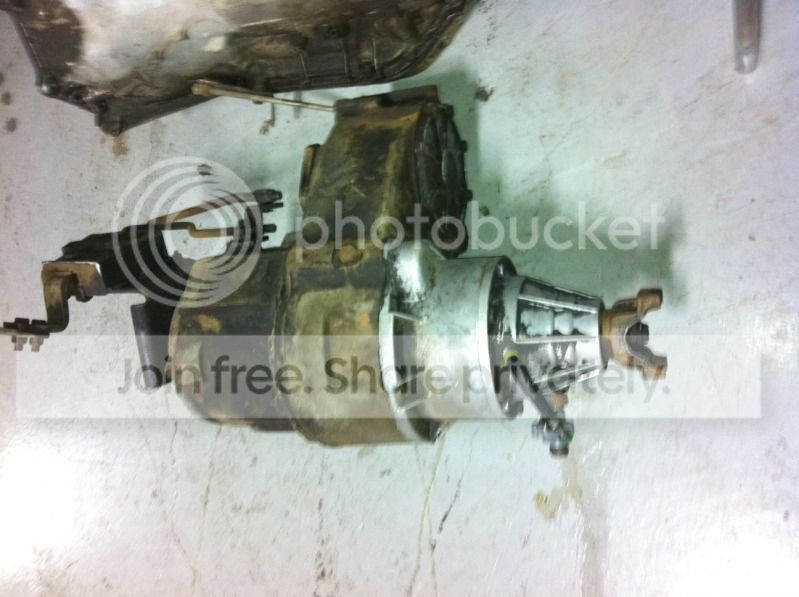 Chevy NP203 for TH 400 and adapter | Pirate 4x4