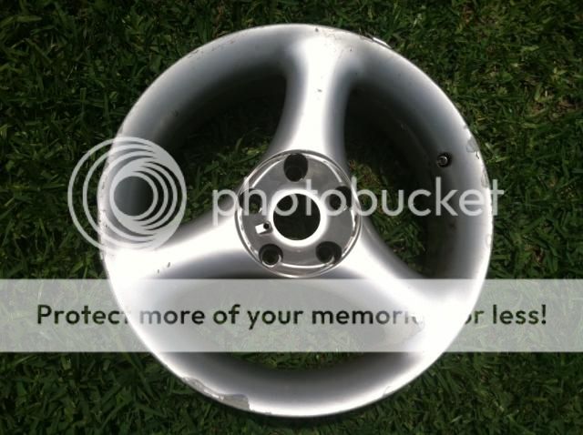 For Sale: 17" x 7.5" Antera Opera (Tri-Spoke) Wheels