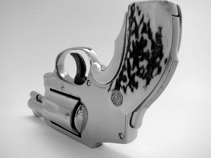 Photos of a perfectly balanced Snub Nose.